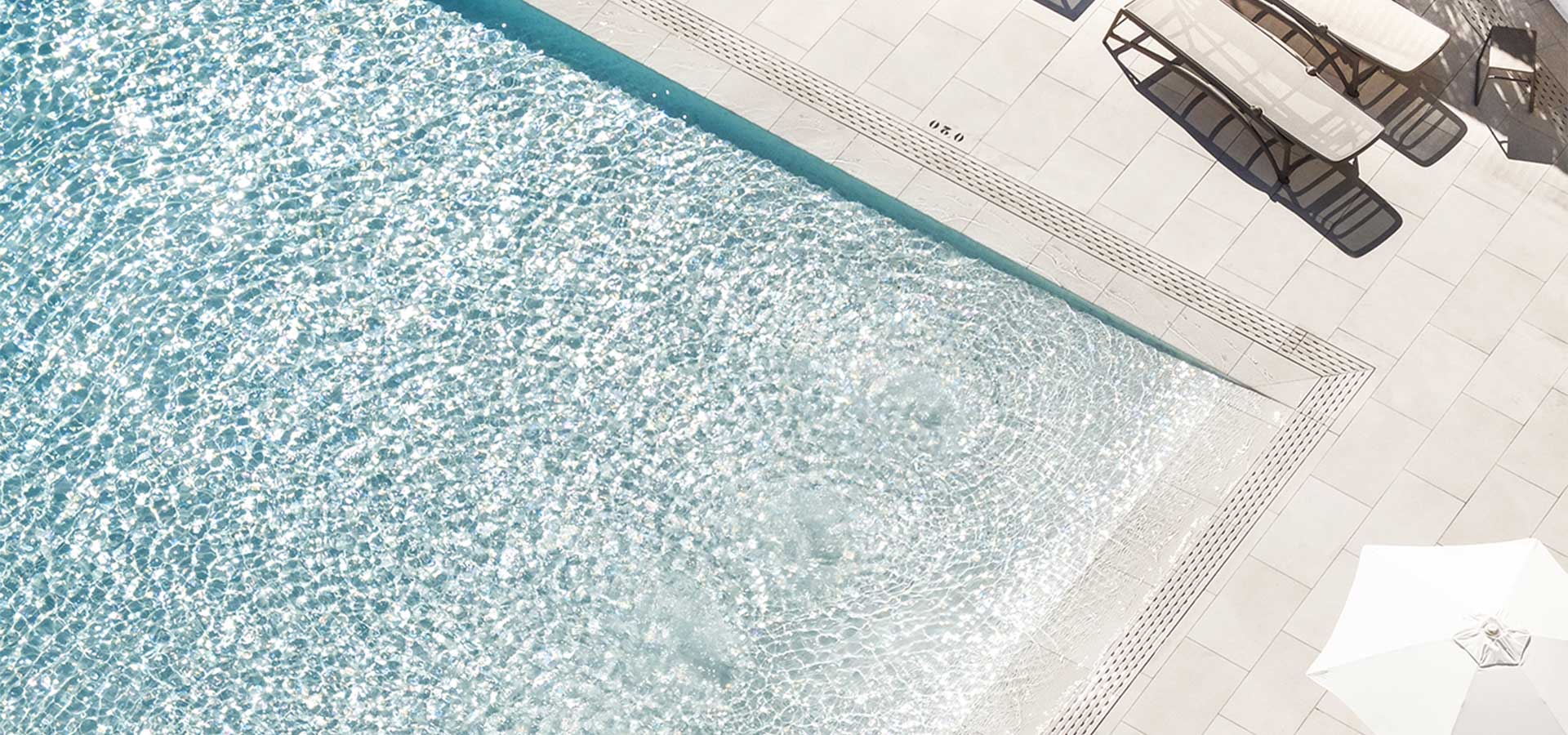 Pool Edges - Cerámica Mayor